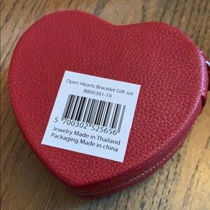 Pandora | Jewelry | Pandora Open Hearts Bracelet Gift Set Silver New ...